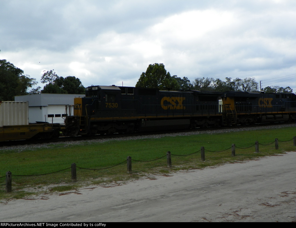 CSXT 7530